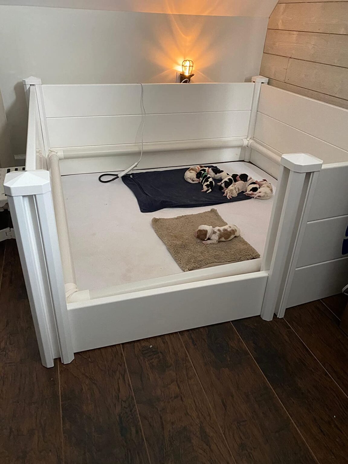 Large PVC Whelping Box for puppies.1.15 meter x 1.15 meter x .48 - Madees